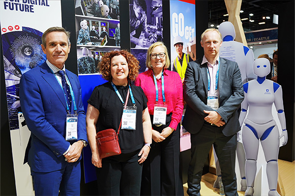 A battle of millimetres: UniSA research informs submarine habitability ...